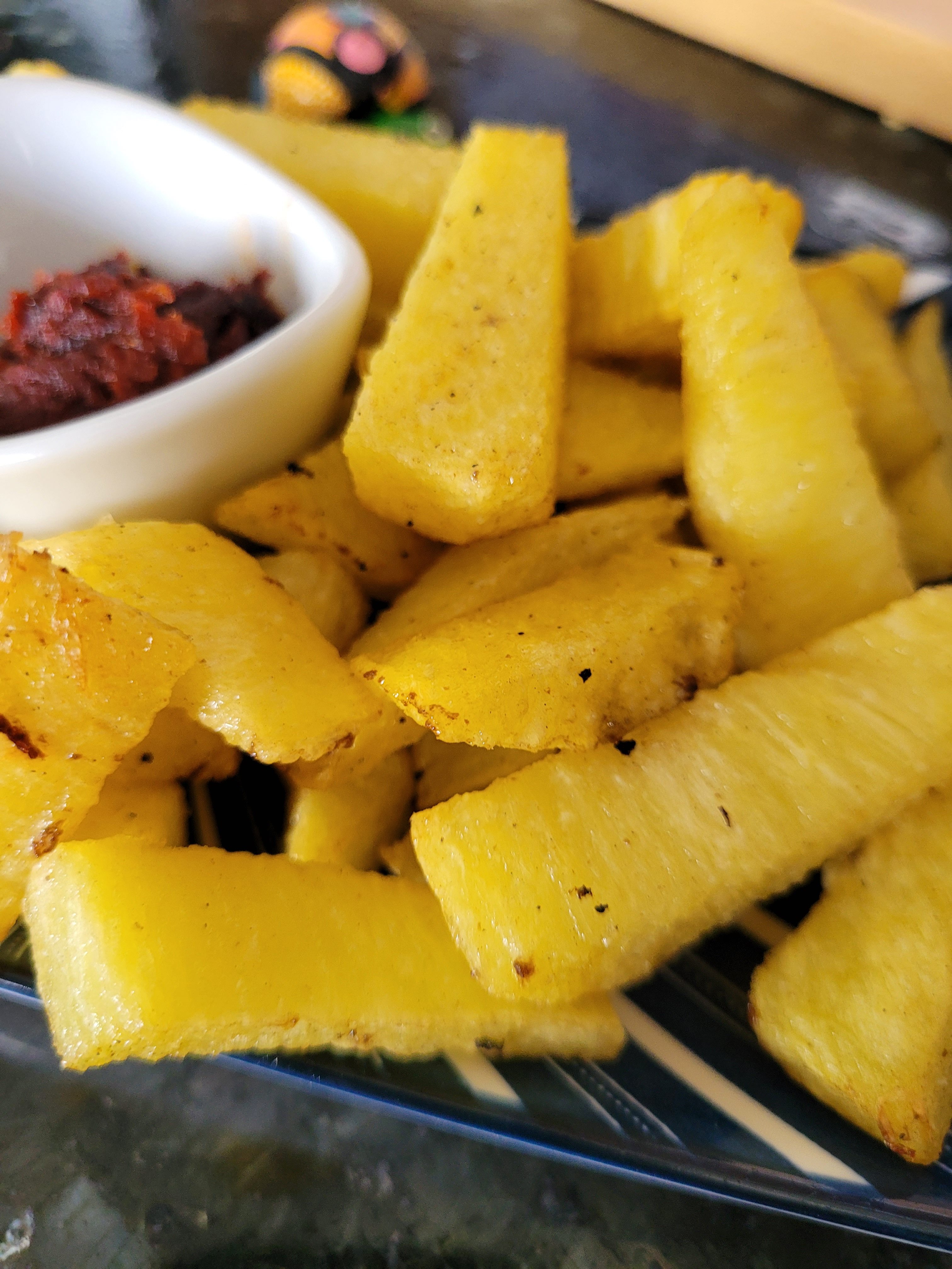 Tévi – Frites d’igname – Eat Afrika